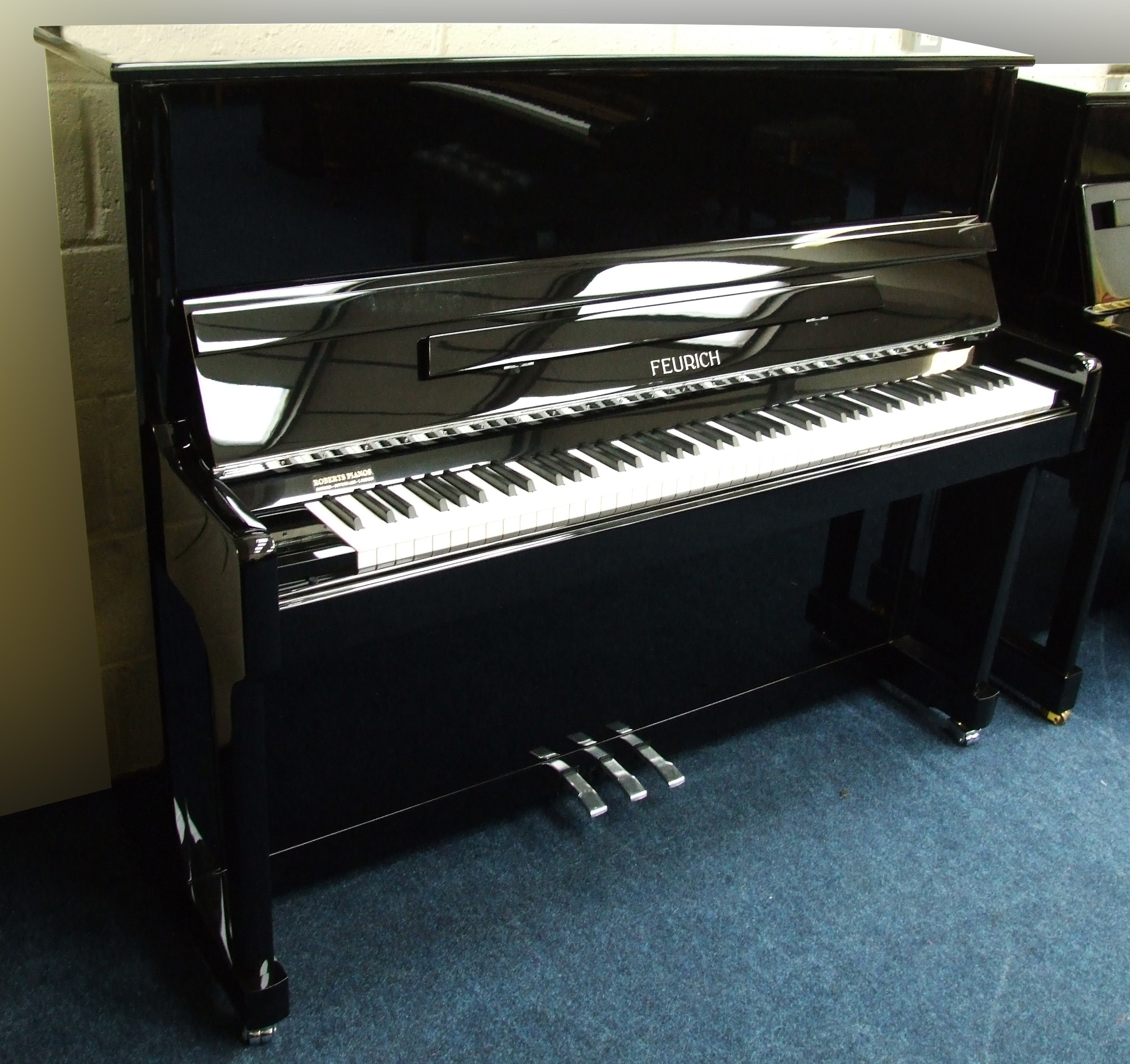 Feurich 122 Upright Piano (New) | Roberts Pianos