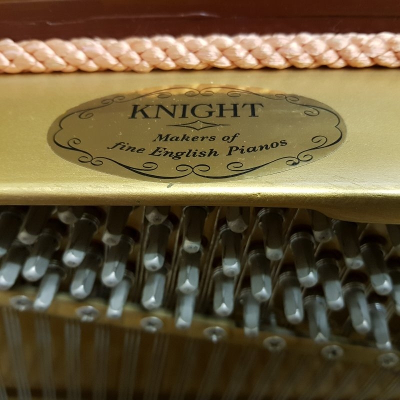 Roberts Pianos