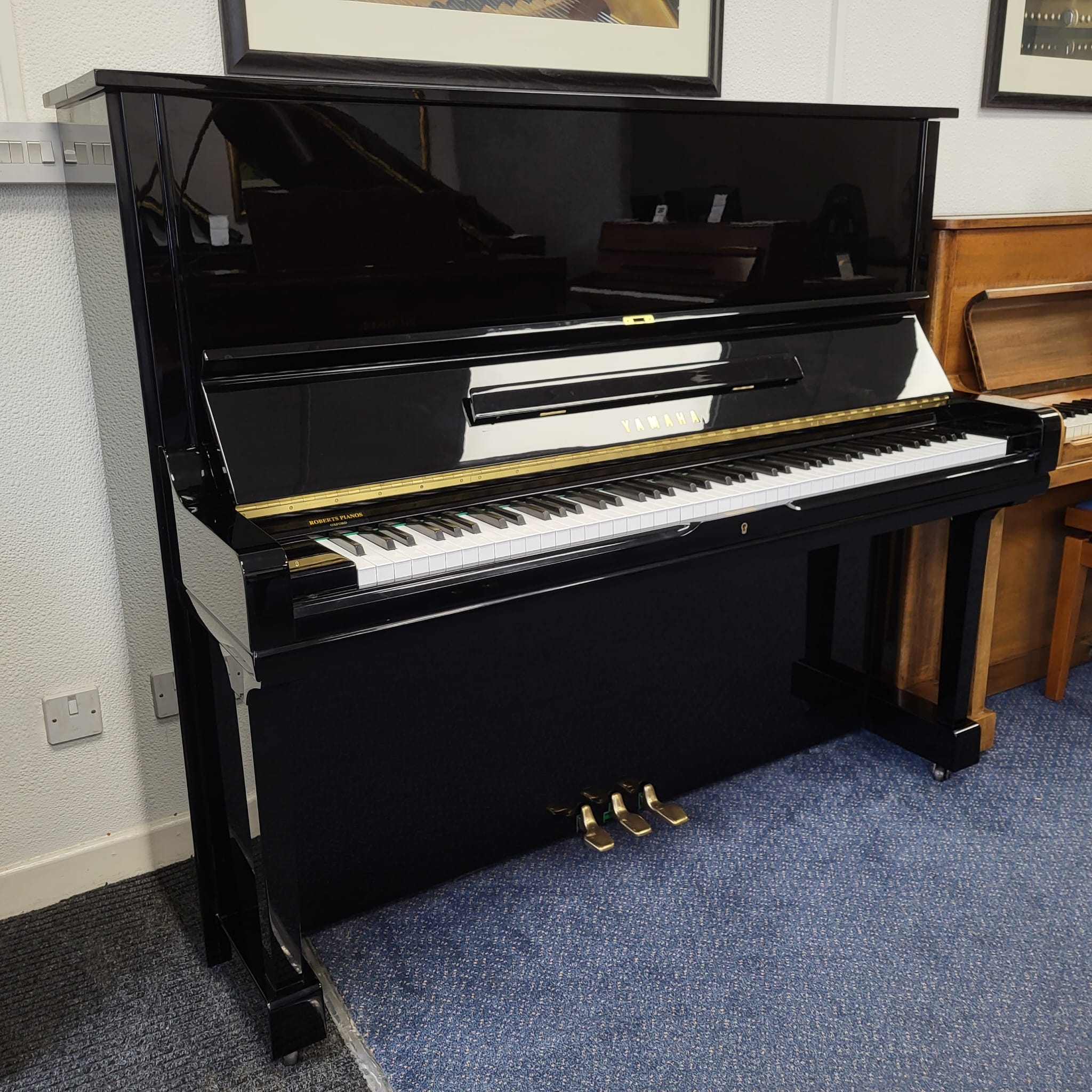 Pianos for Sale – Roberts Pianos
