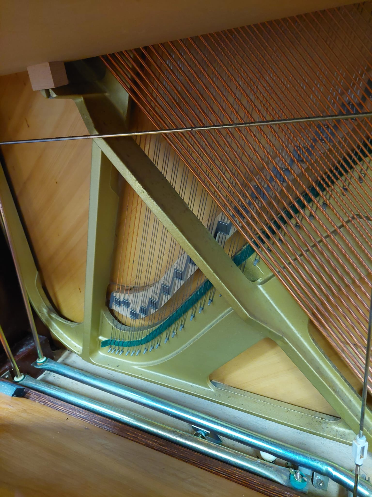 Kemble 120 Upright Piano (1999) | Roberts Pianos